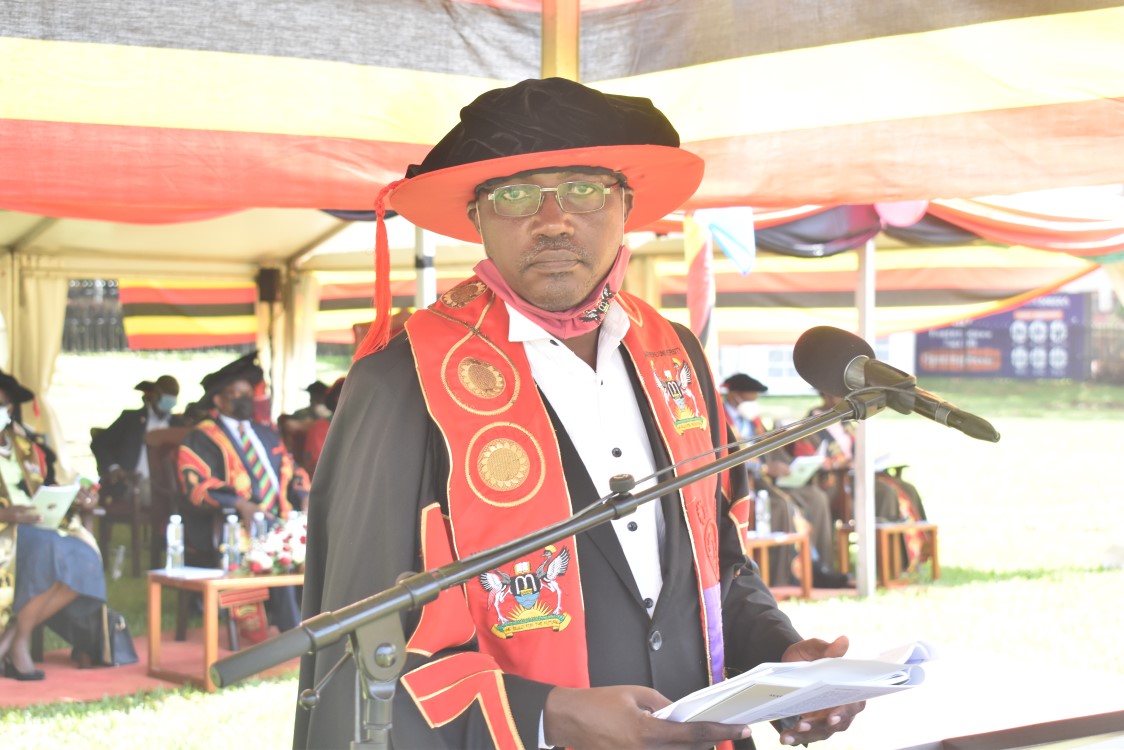 Law Students Graduate During The 1st Session Of The 71st Graduation ...